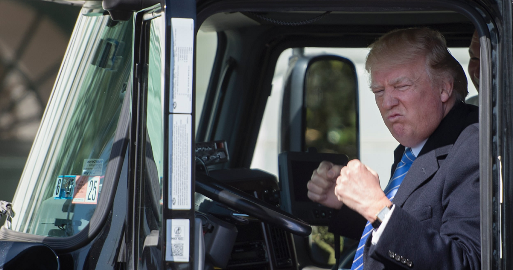 Tarifs de 25% proposés par Trump : Impacts possibles sur le transport ...